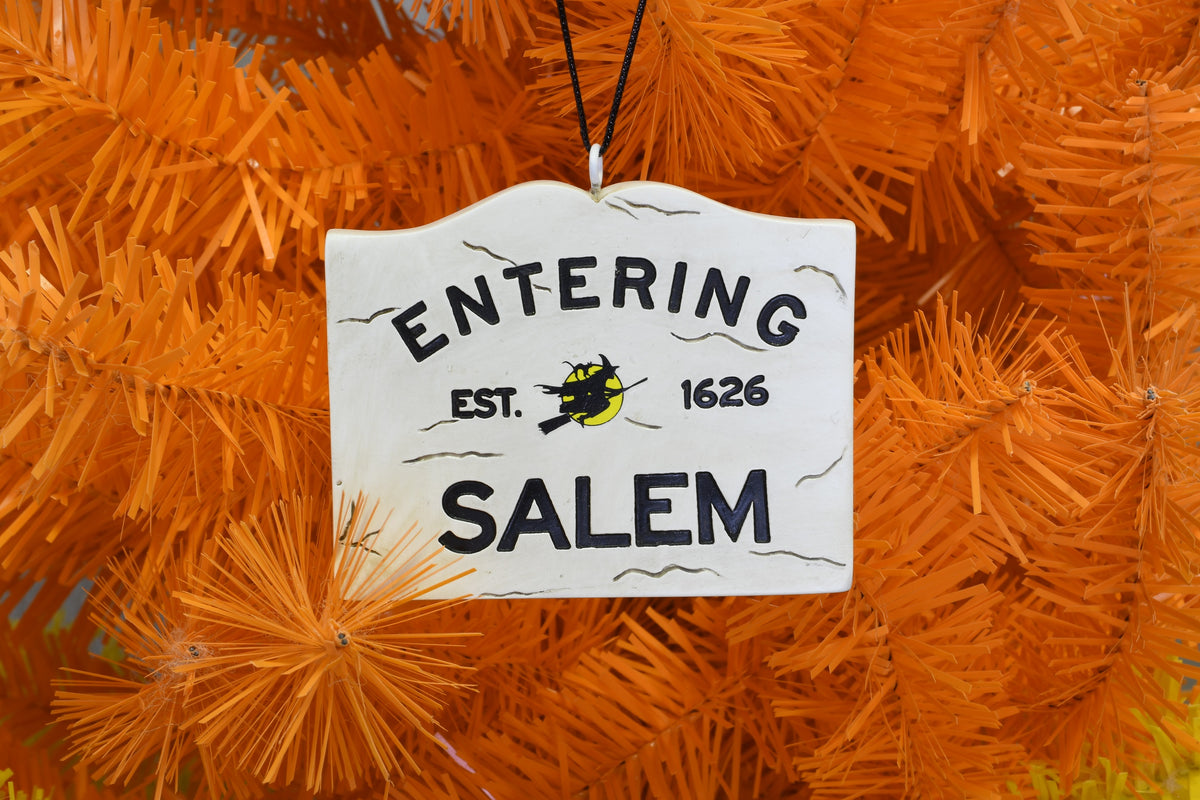 Entering Salem Sign with Witch Halloween Ornament| Tree Buddees